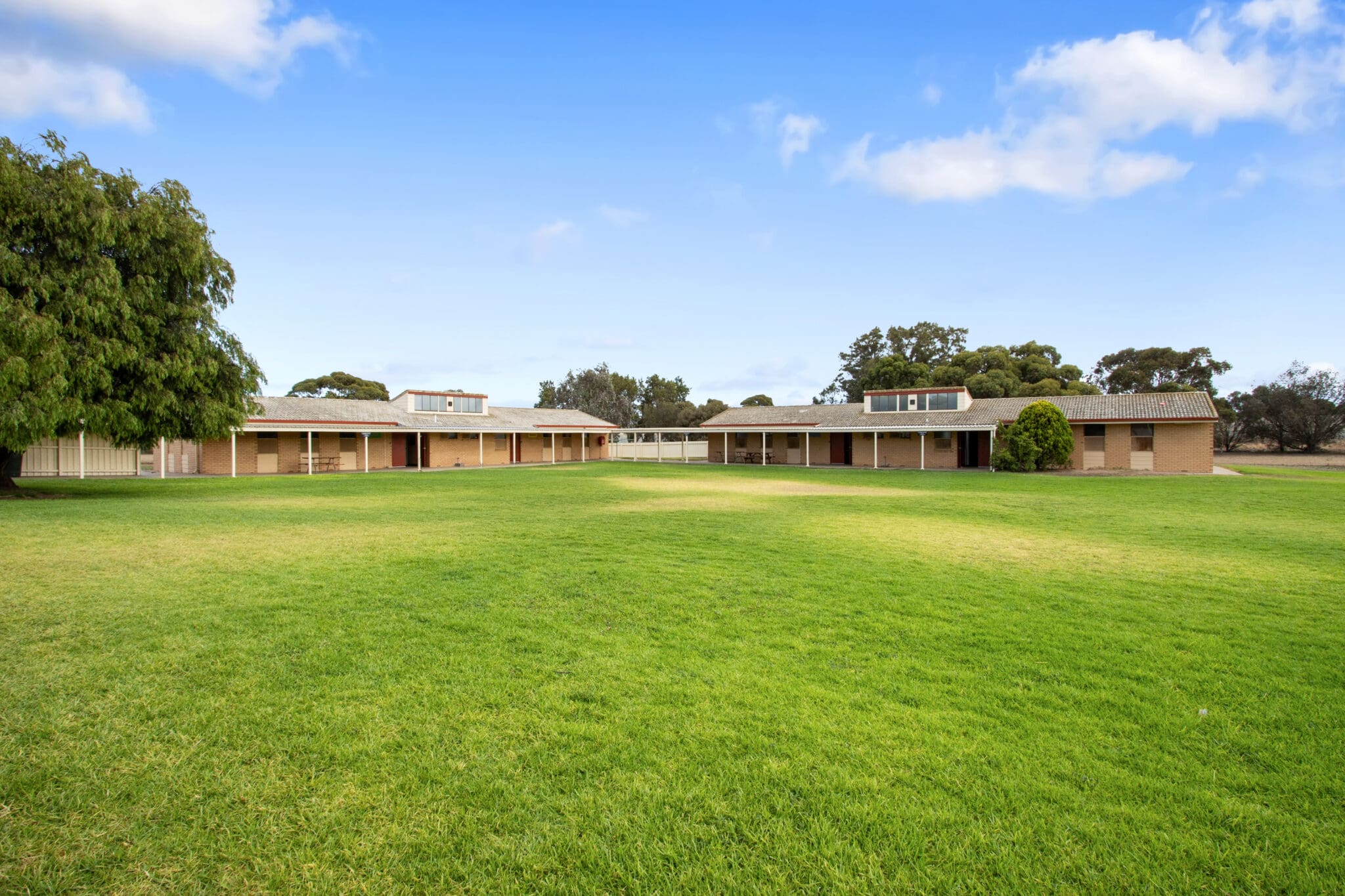 Home | Arura Group Stays Port Hughes